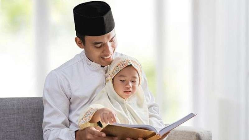 Ayah Sebagai Imam Keluarga Dalam Pandangan Islam Nabawi Mulia Biro Umrah Jogja Dan Jakarta